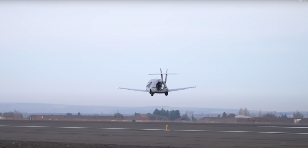 SWITCHBLADE FLYING SPORTS CAR MAKES HER OFFICIAL FIRST FLIGHT - Samson Sky